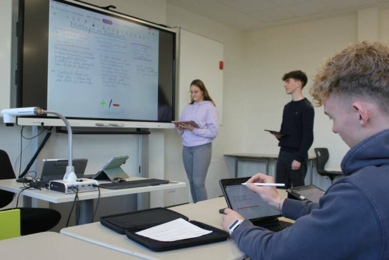 Kaufmännische Schulen Rheine als ‚Digitale Schule‘ ausgezeichnet ...